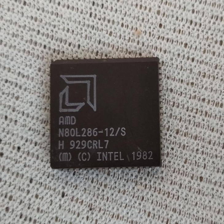 AMD 286 CPU 12.5Mhz N80L286-12/S - JARNÍ ÚKLID - OD KORUNKY | Aukro