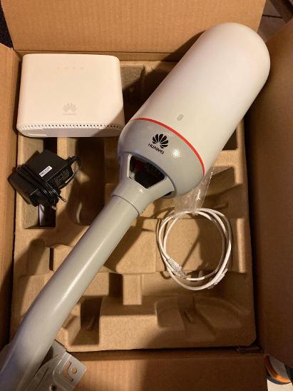 HUAWEI B2368-66 komplet externi LTE modem a interni router | Aukro